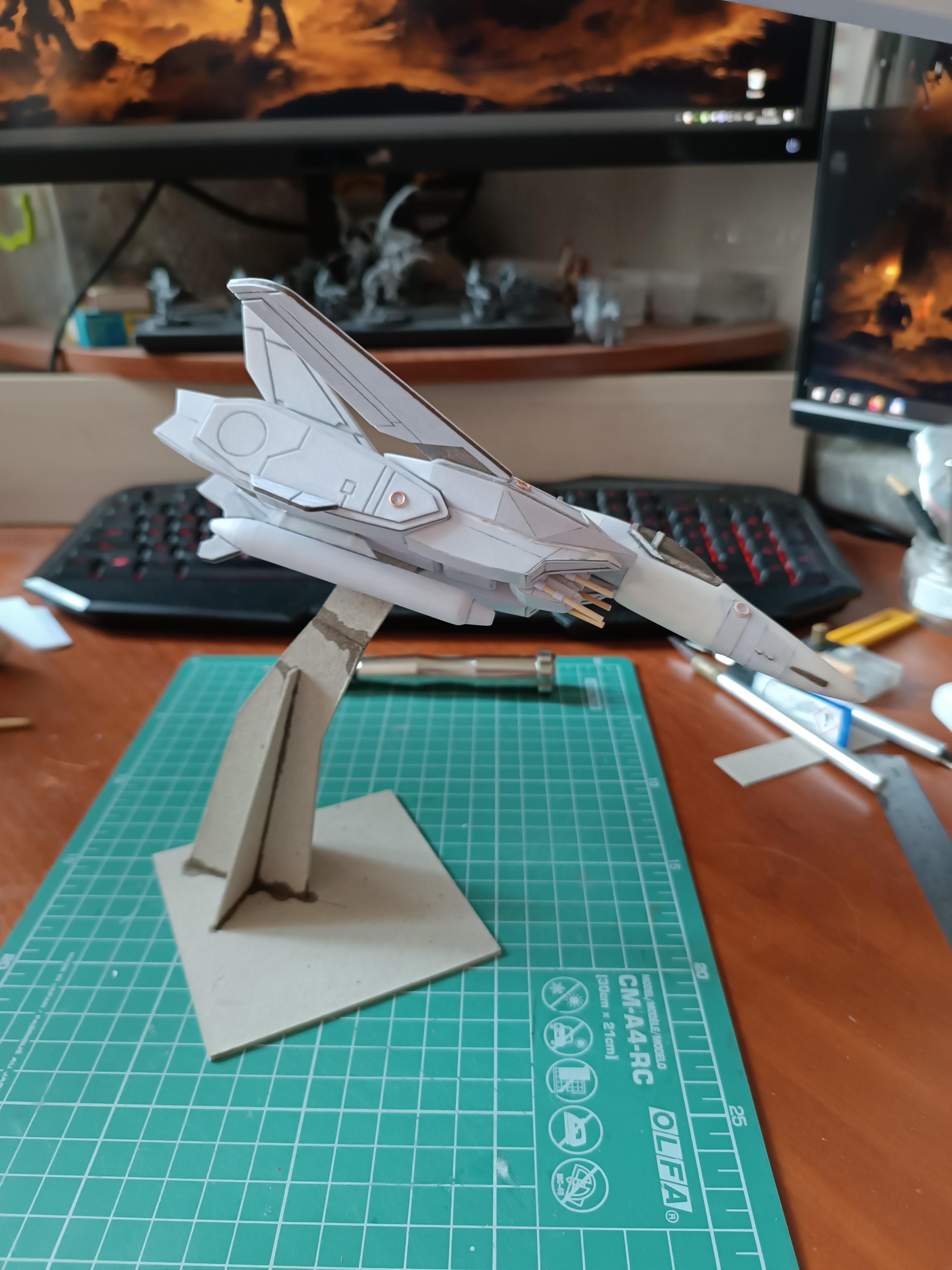 Macross, Mecha, Paper, Robotech, Valkyrie, Veritech - made some simple stand - Gallery - DakkaDakka